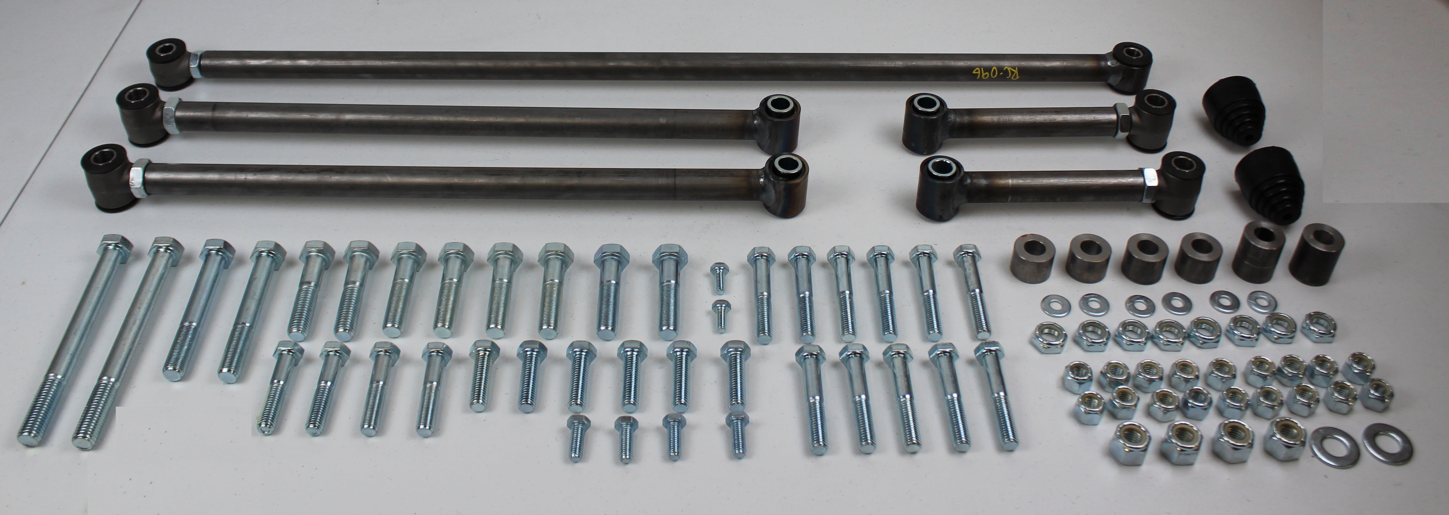 Plain Links And Panhard Bar (Included) – Heidts Suspension Systems